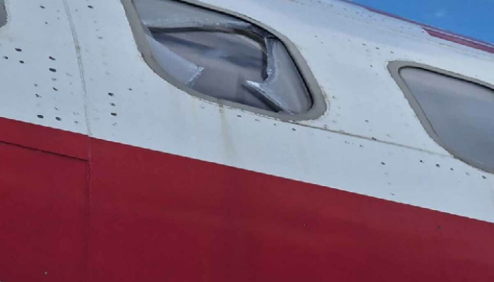 Voo internacional sofre rachaduras na janela e faz pouso de emergência